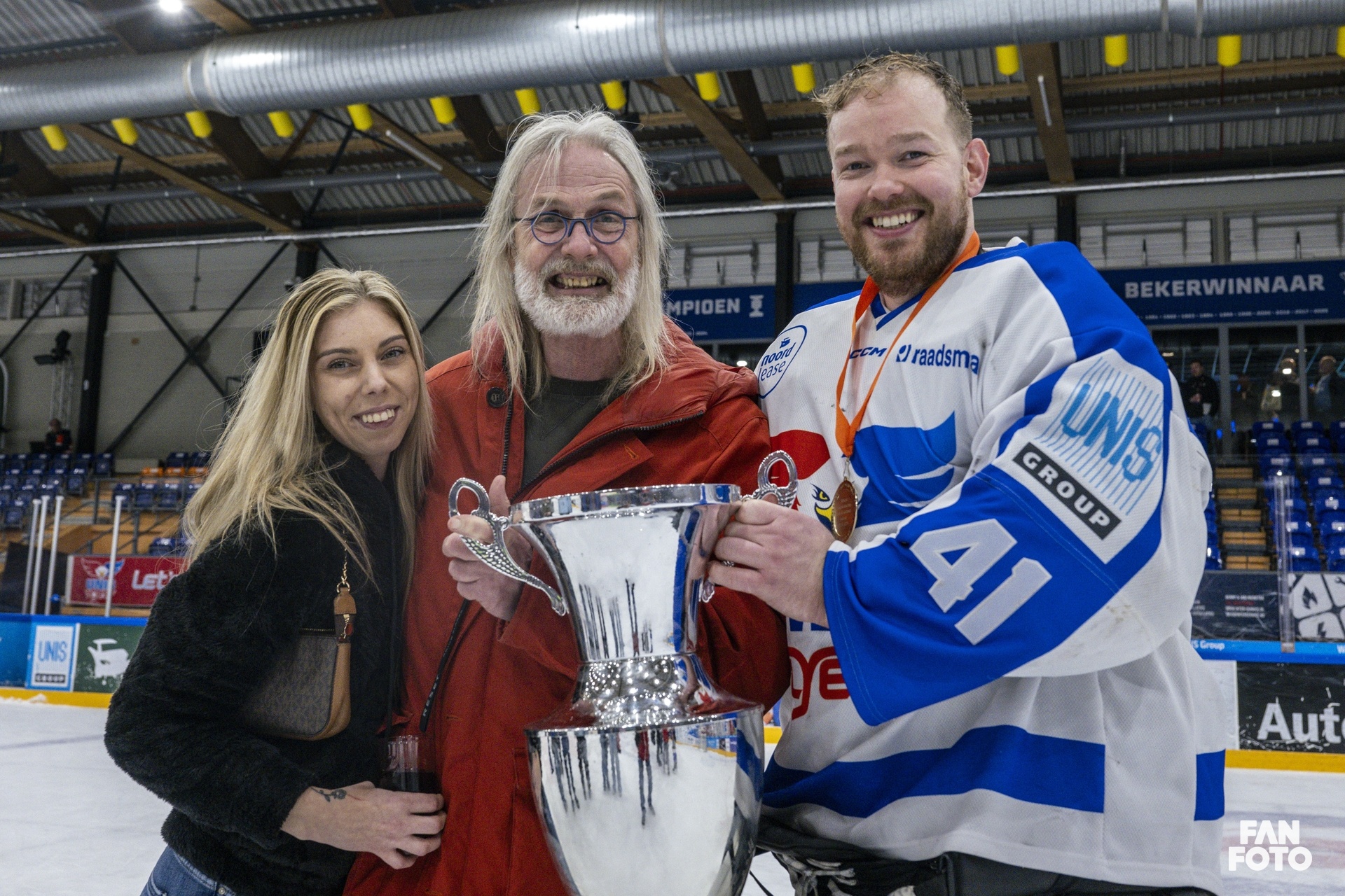 UNIS Flyers verlengt trotse samenwerking met UNIS Group als ...